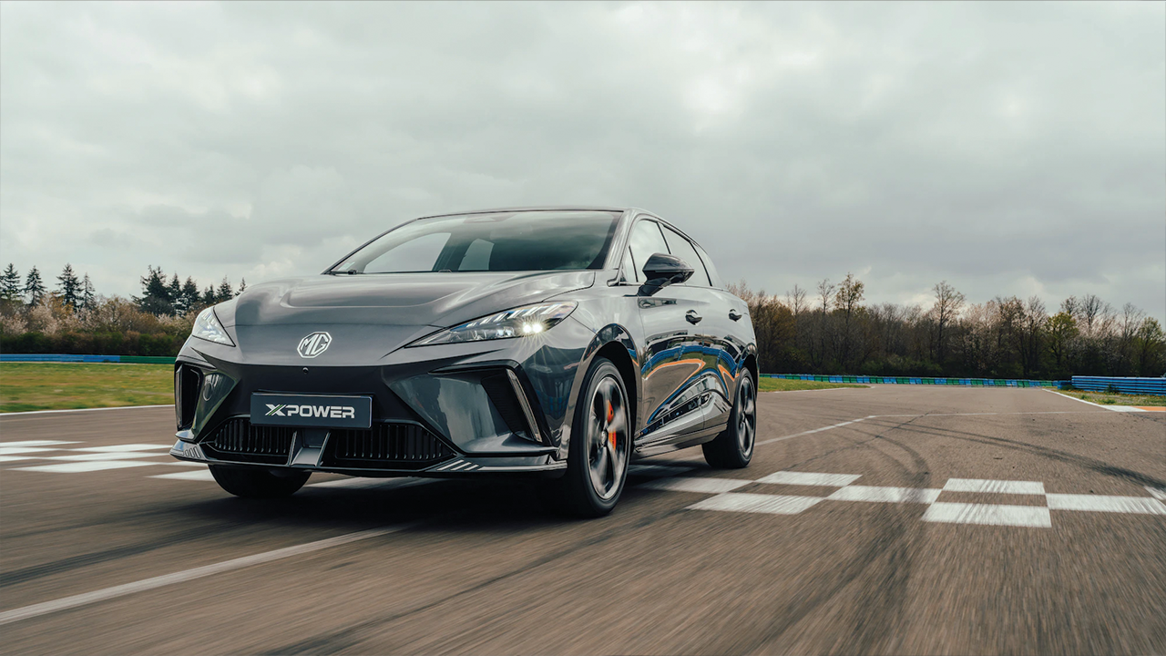 MG 4 EV Xpower